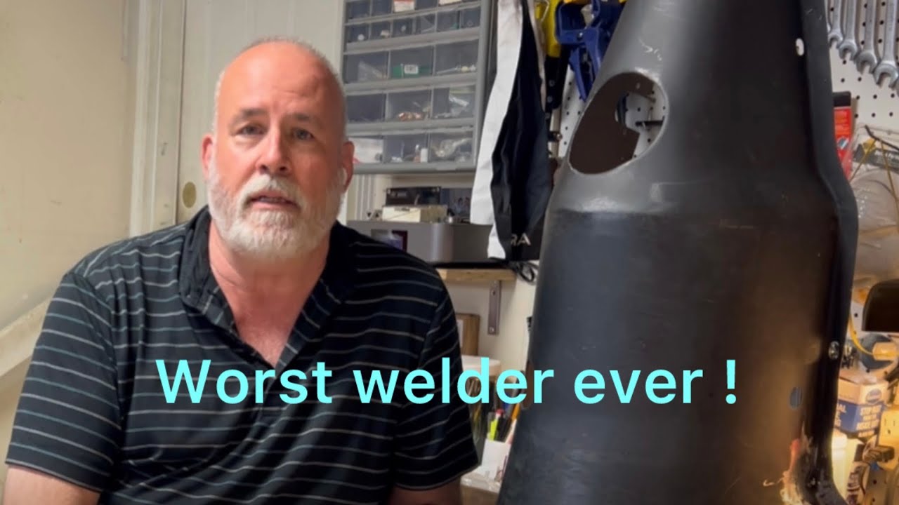 Worlds worst welder - YouTube