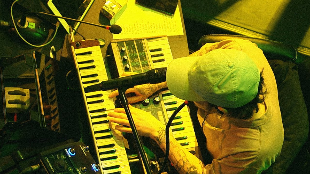 Gruppa Skryptonite - Eto lyubov' [Live] - YouTube