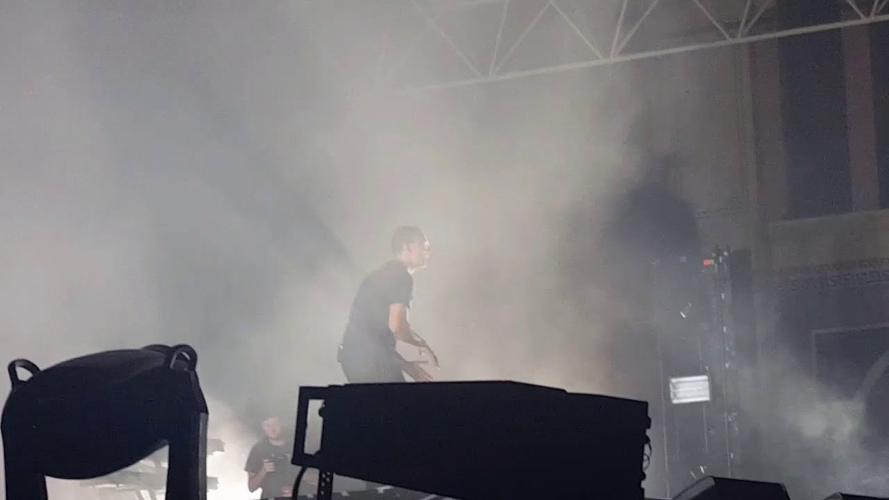 Logic - Flexicution - Live in London - 10/09/18 - YouTube