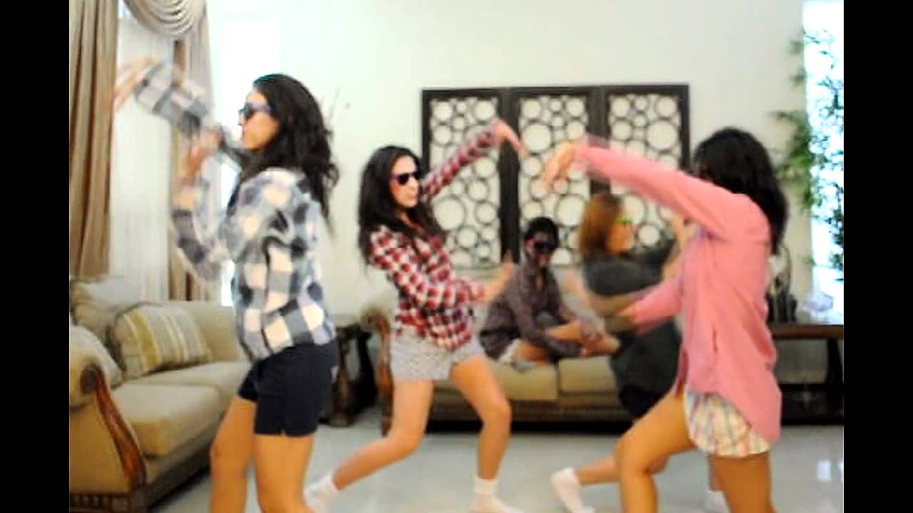 The Lazy Song- Glam Girls UR - YouTube