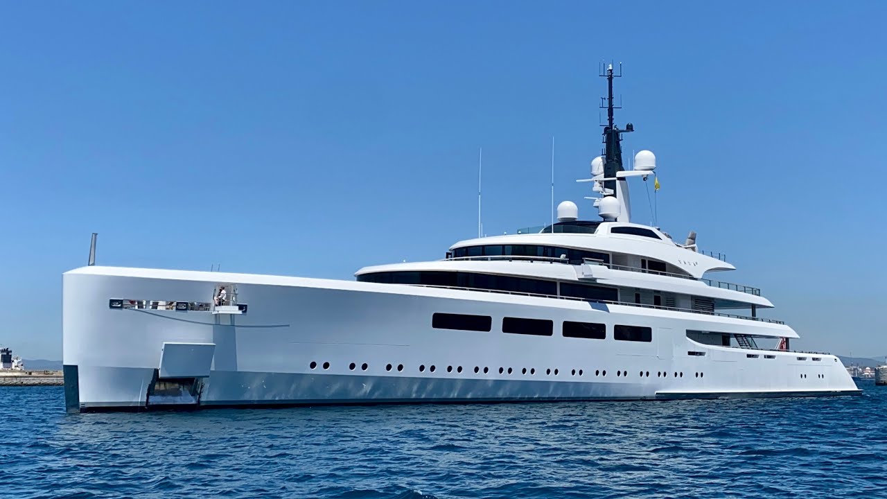 VAVA II, 96m Devonport Yachts built Superyacht docking in Gibraltar ...