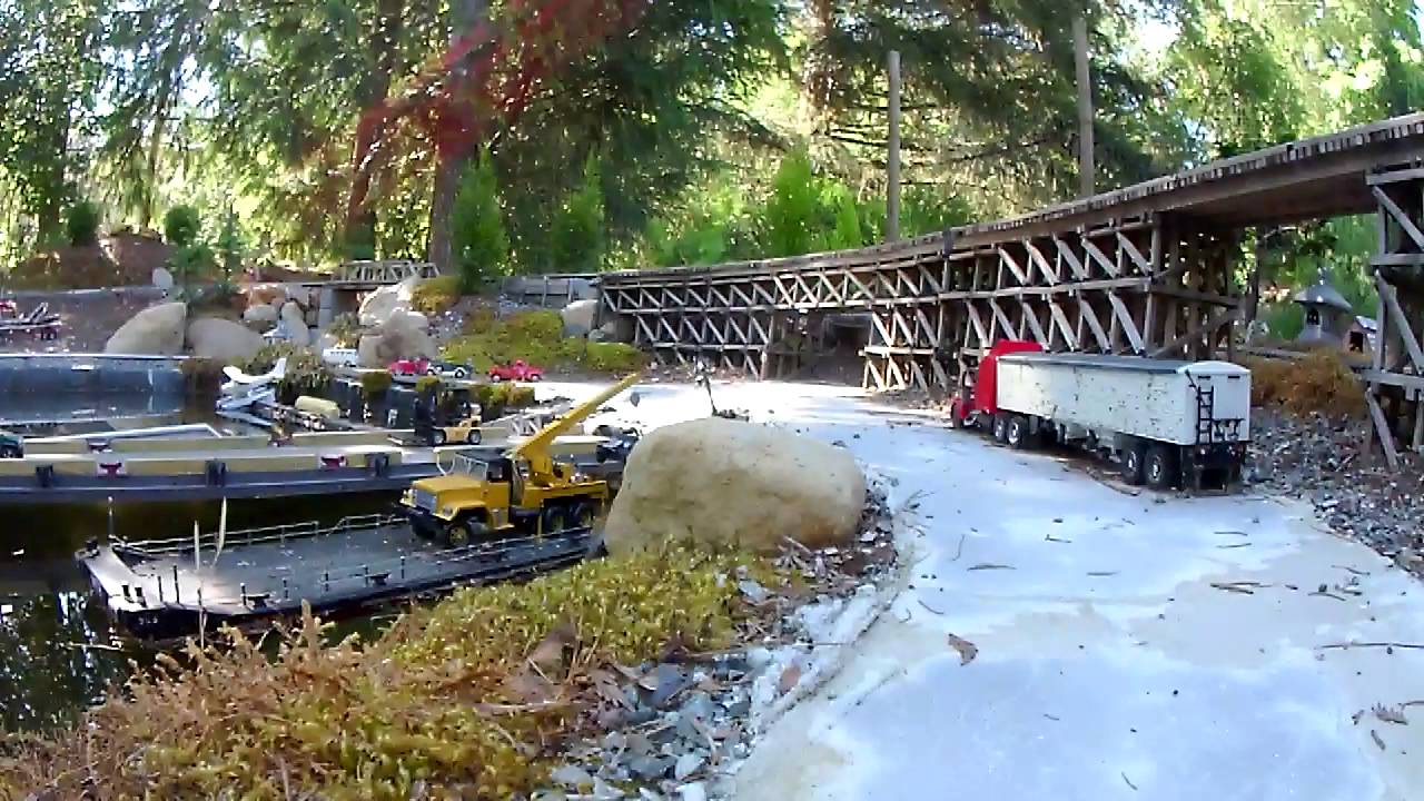 not so new garden train layout and r.c. boat pond # 17 - YouTube