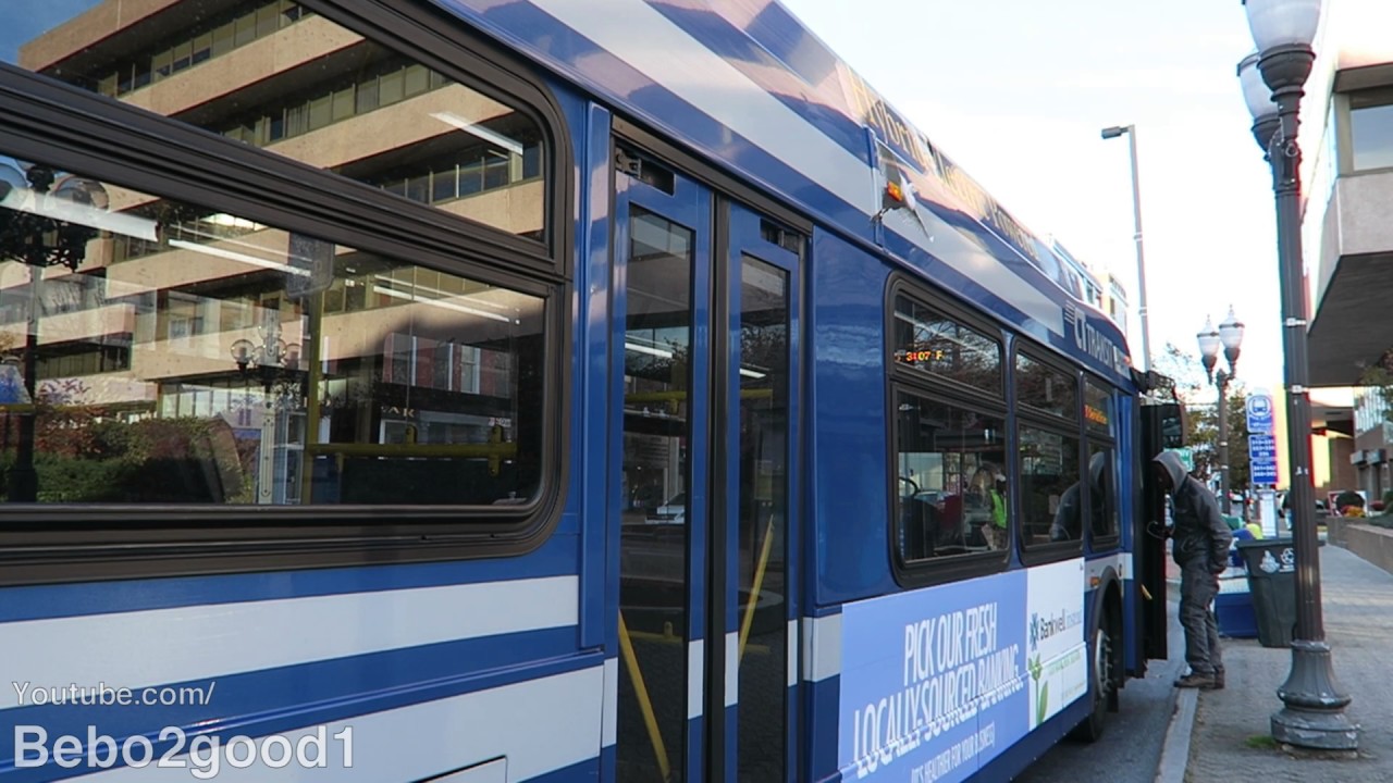 CT Transit NF XDE40 #1417 Route 333 Bus at Atlantic St & Main Street ...