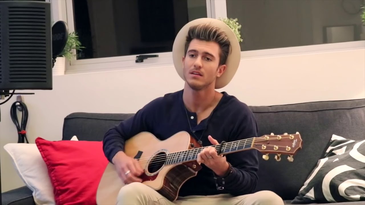 Rian T | Vocalist/ Guitarist | Dubai # 1 ent. booking agency | 33 Music ...