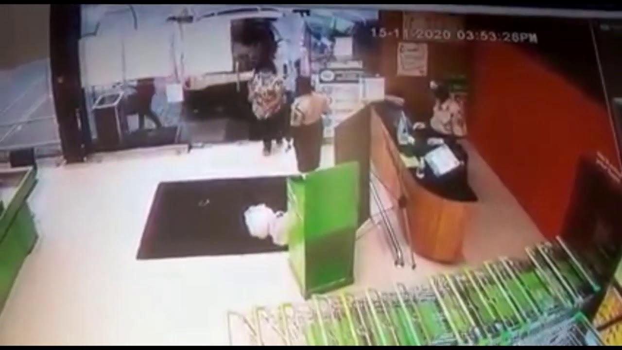 Keells Super Inside Accident - YouTube