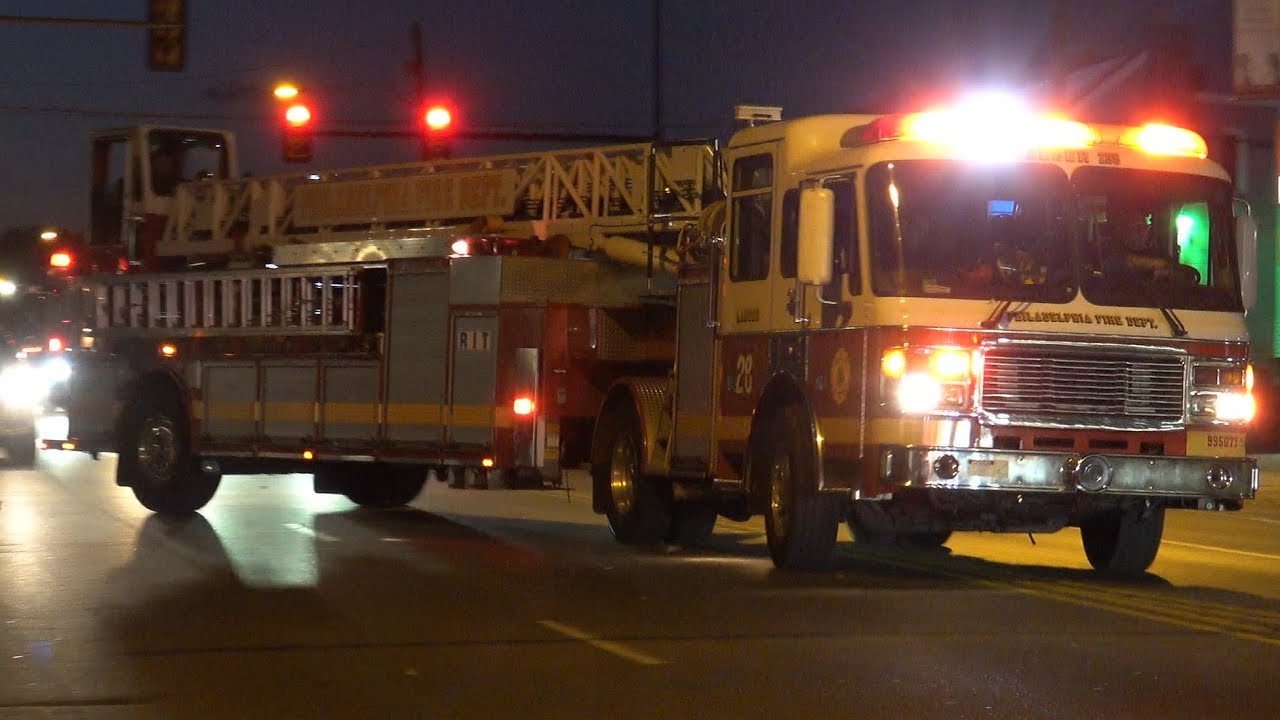 Philadelphia Fire Department Ladder 28 & Battalion 12 Responding - YouTube