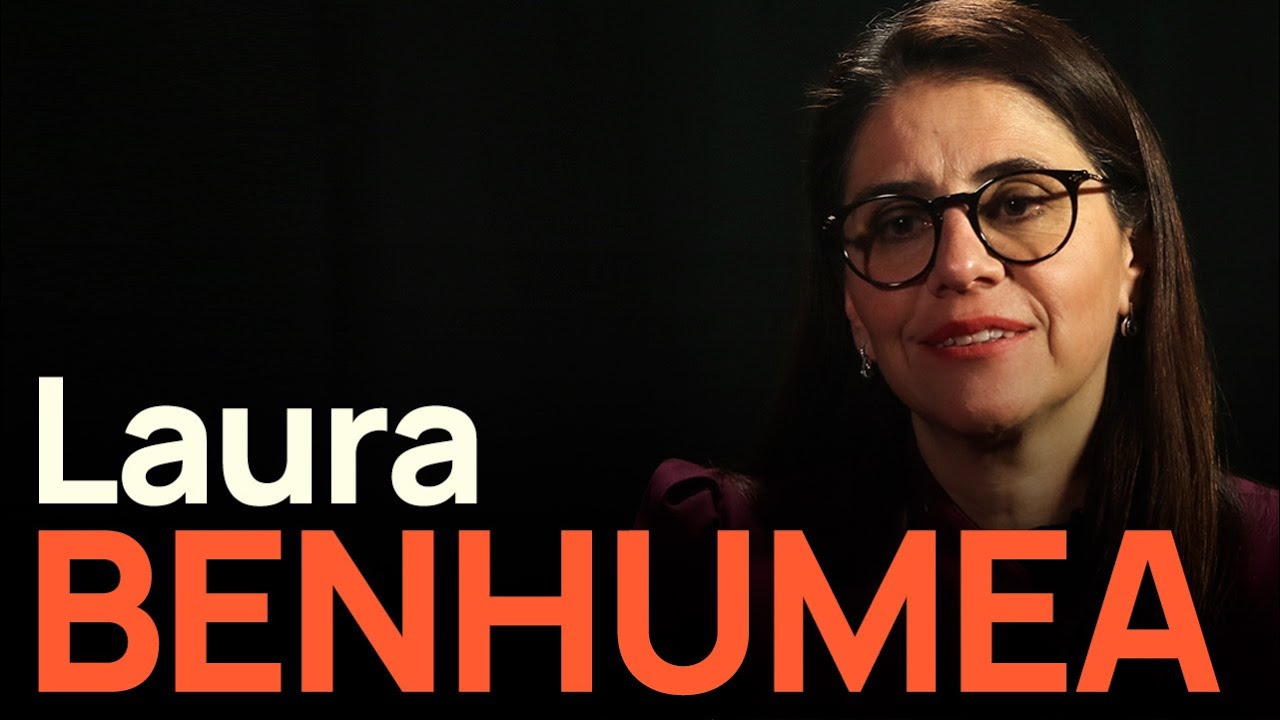 Entrevista con Laura Benhumea - YouTube