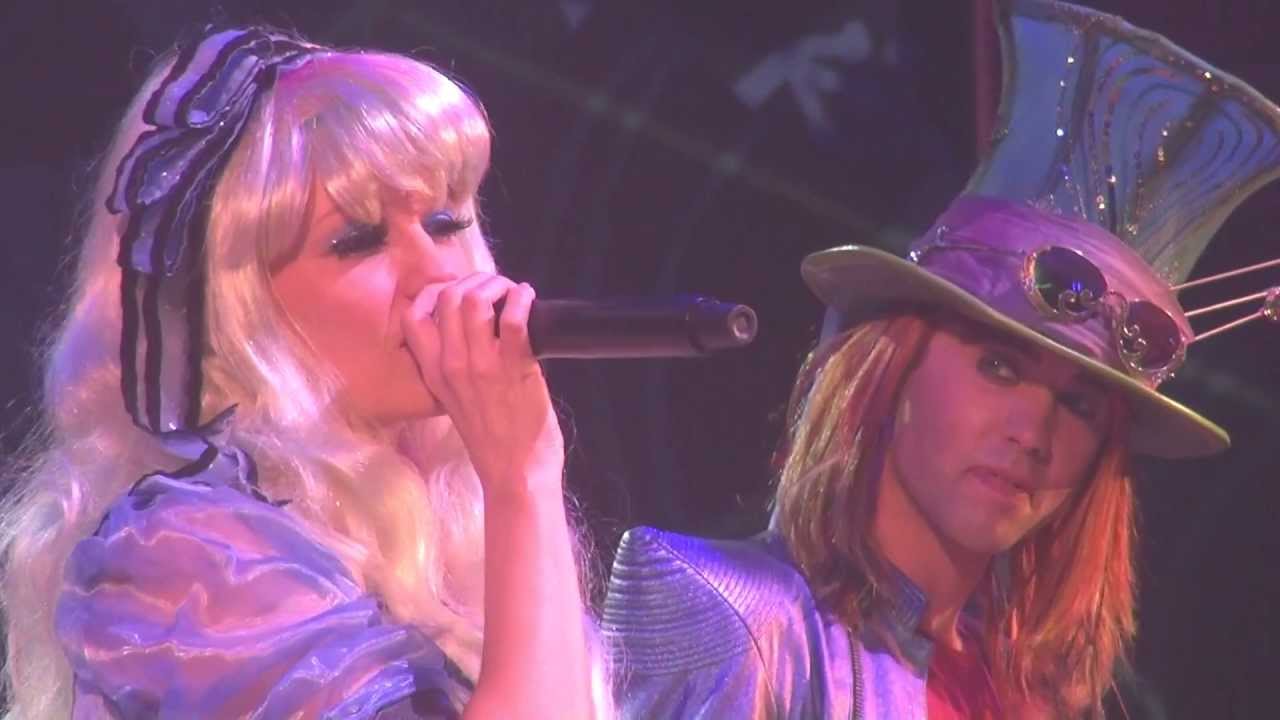 JENNY KIDD / NATHAN SHRAKE MAD T PARTY - YouTube