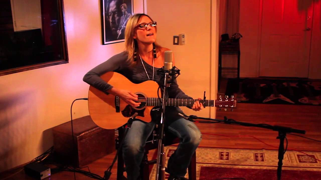 Season Ammons - Shut your Mouth - YouTube