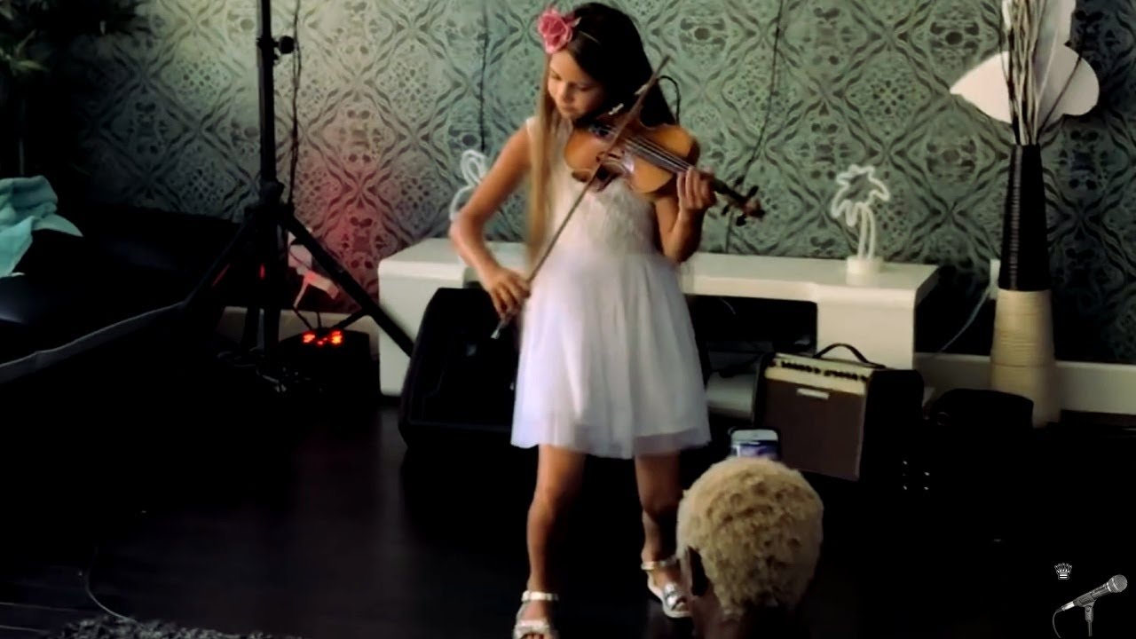 Karolina Protsenko — "Despacito" - YouTube