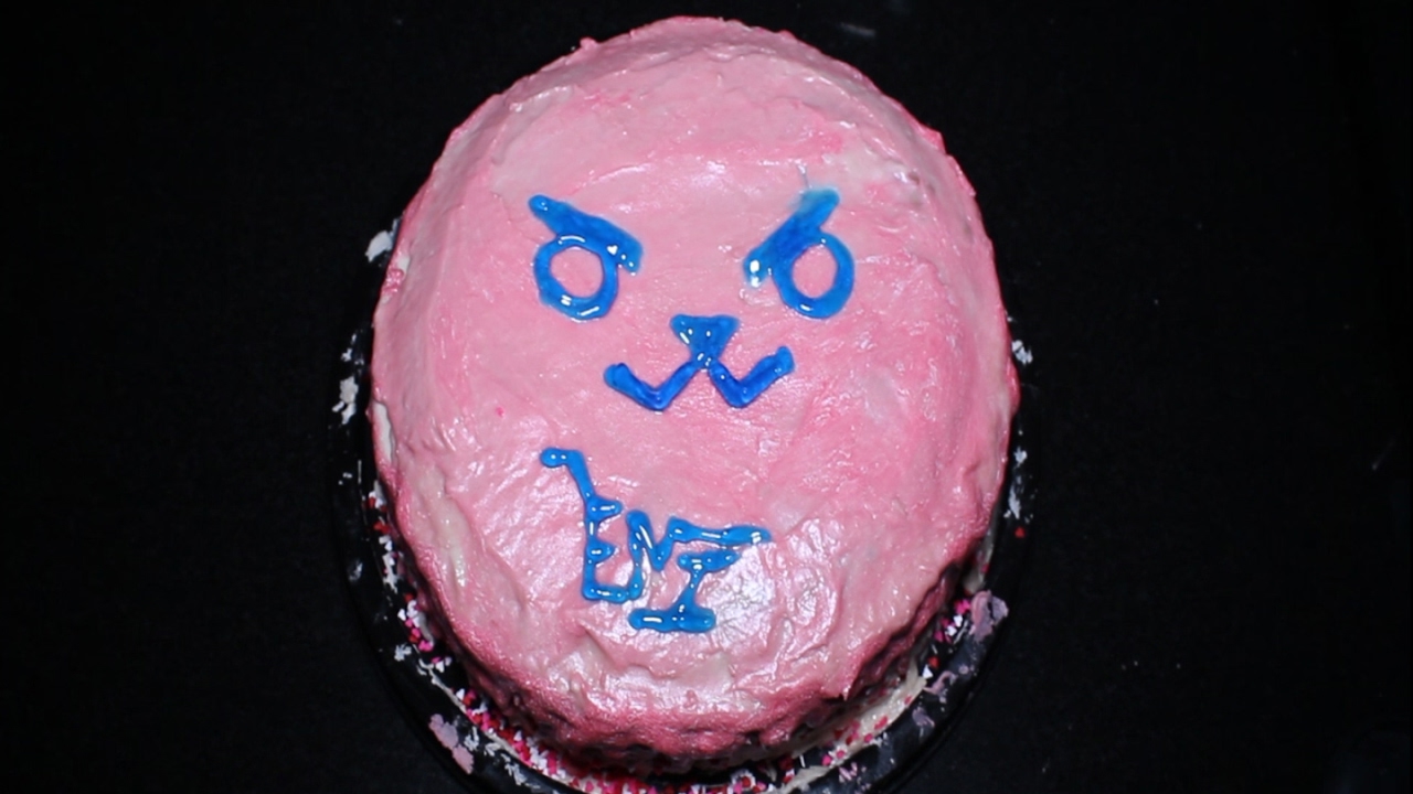 Baking a Dva Bunny Cake for @Emperiam's Surprise Party w ...