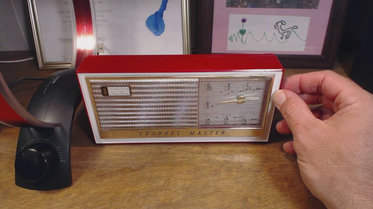 Channel Master 6515 "Super Fringe" AM Radio - YouTube