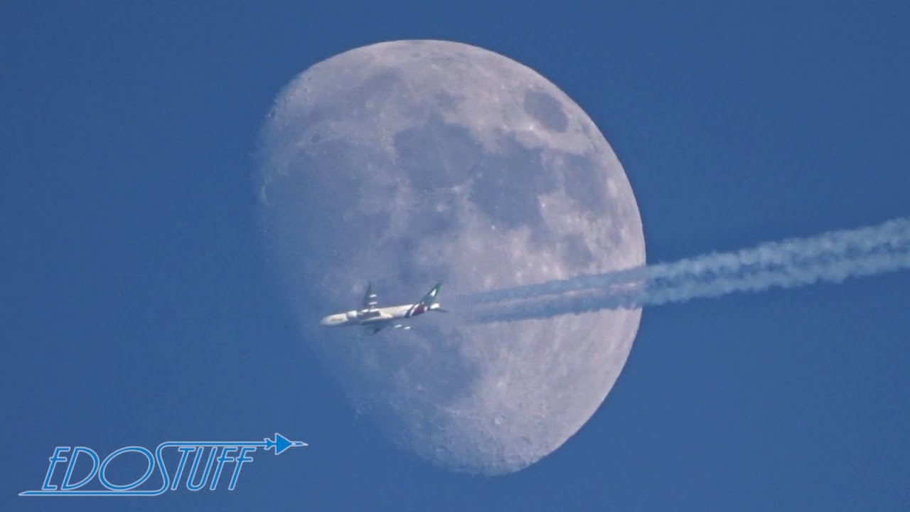 Planes Passing In Front and Near The Moon - YouTube