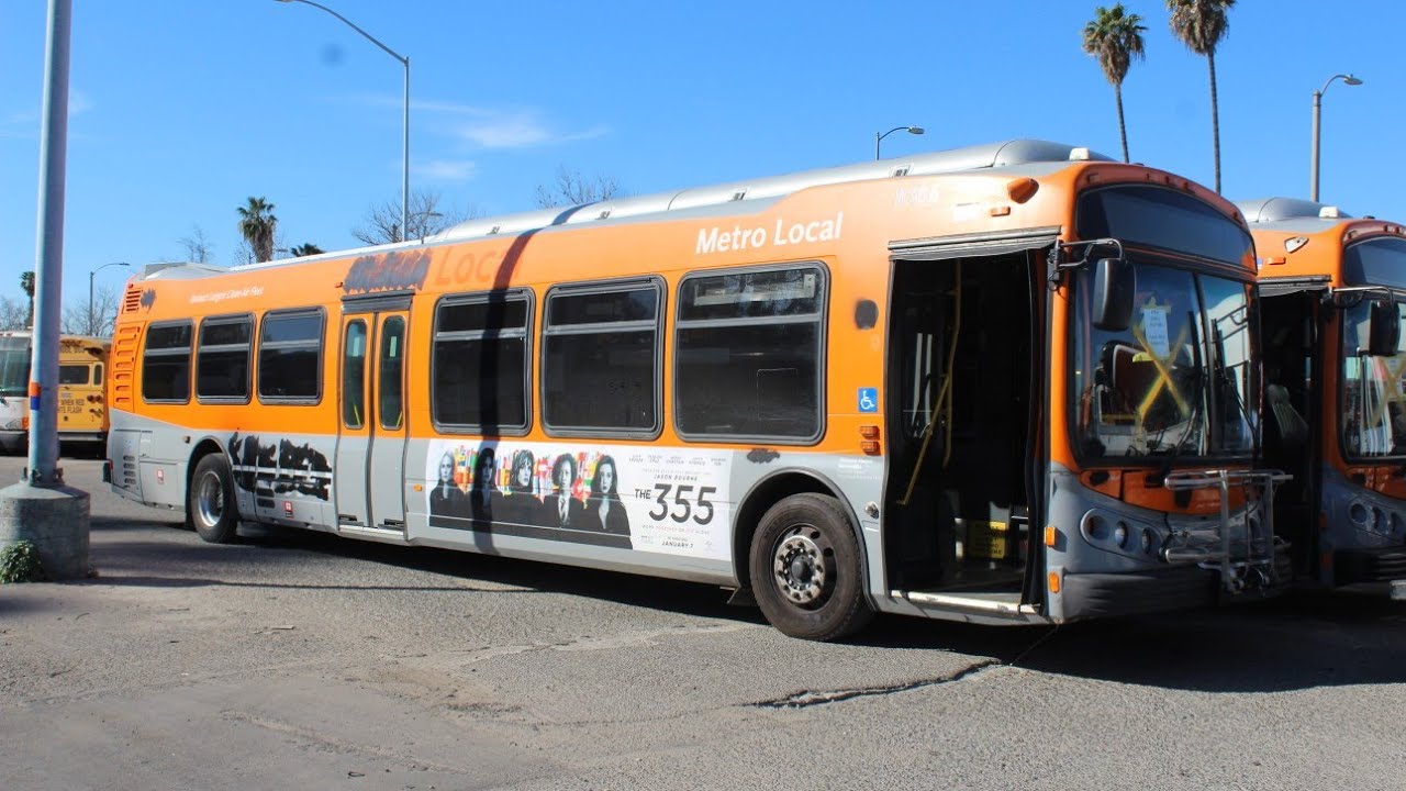 Ex LACMTA 2009 NABI Metro 45C CNG #8306 - YouTube