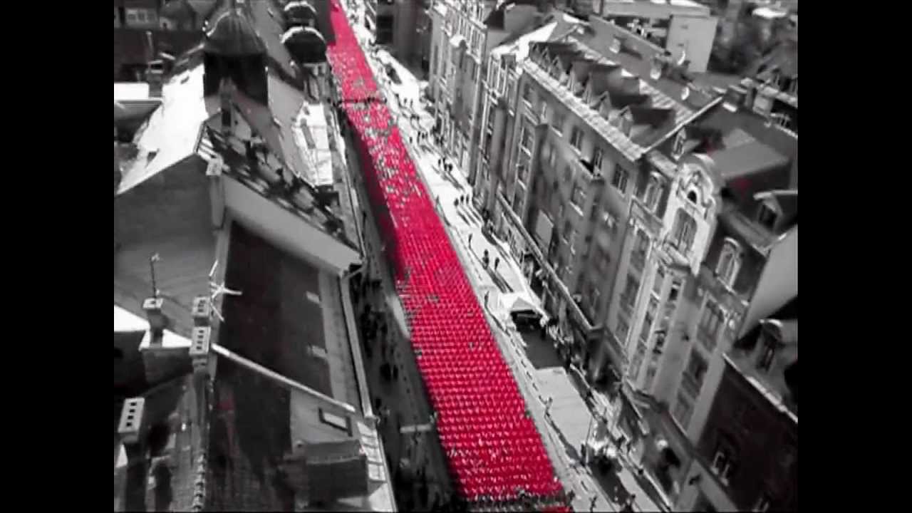 Red Chairs of Sarajevo (2012) a short film by Ado Hasanovic - YouTube
