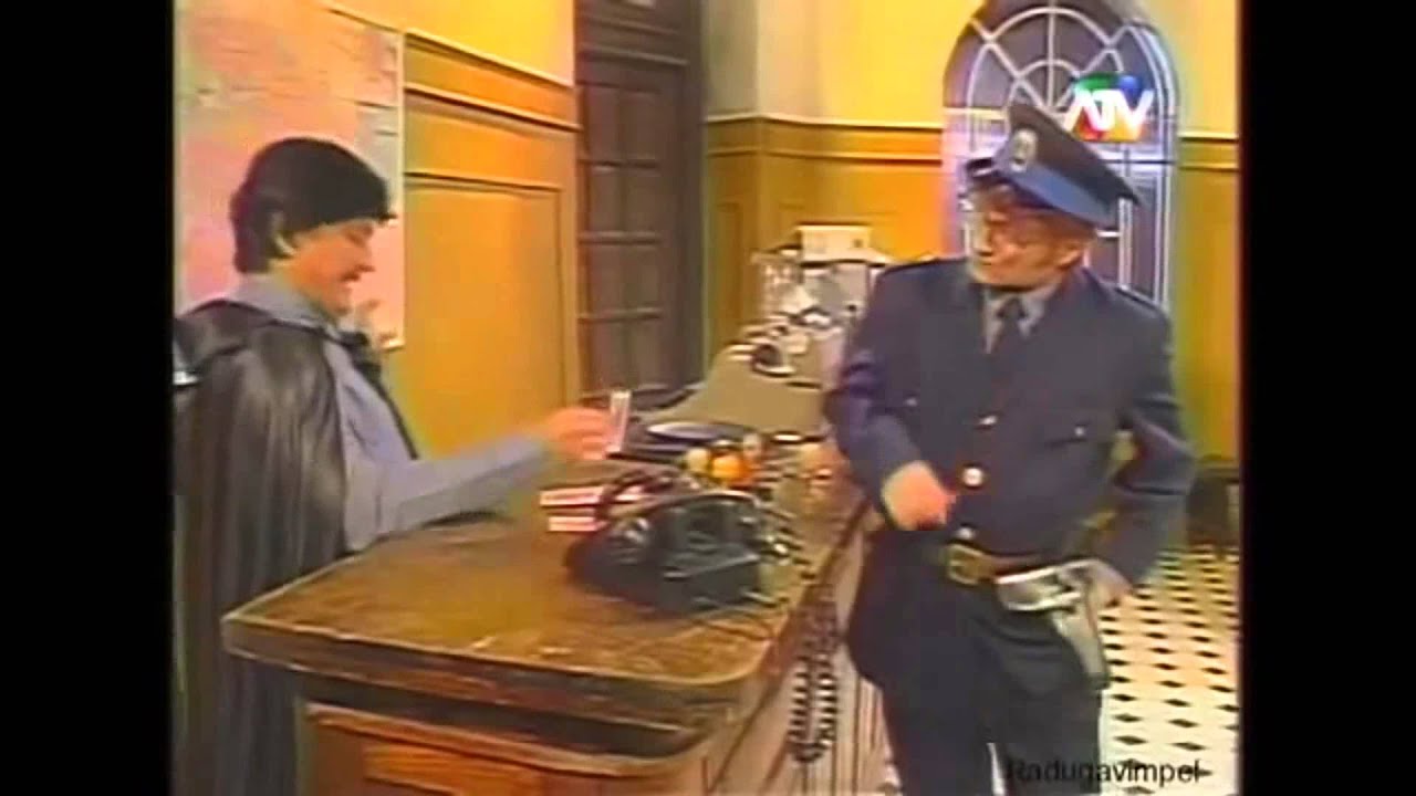 ROMPEPORTONES - LA COMISARÍA 02 - YouTube