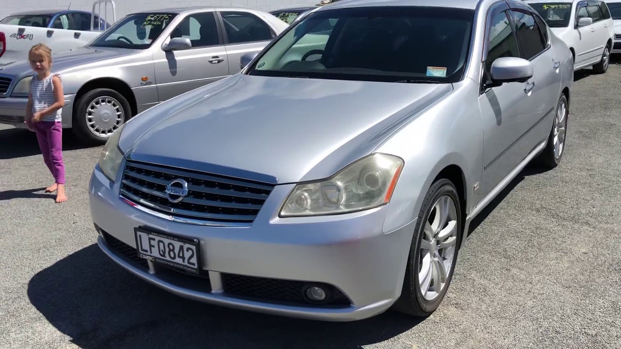 Nissan Fuga 450gt V8 - YouTube