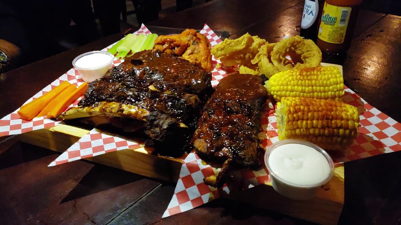 HOUSE OF RIBS TJ - YouTube