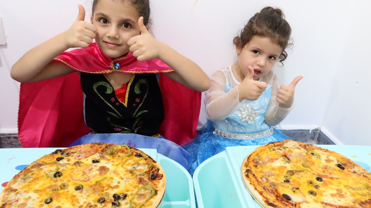 السا ضد انا ! تحدي البيتزا !!! Elsa vs Anna ! pizza Challenge - YouTube