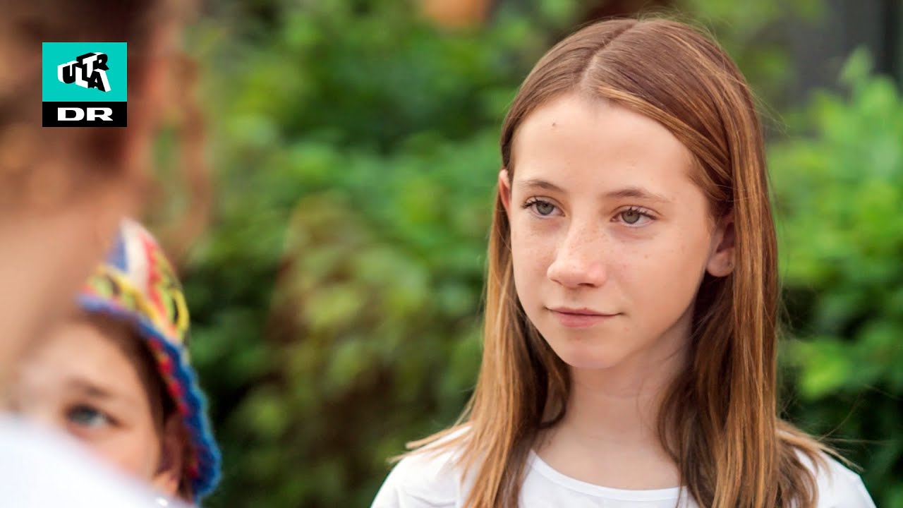 Trekantsdrama I Klassen Med Naja Münster Youtube