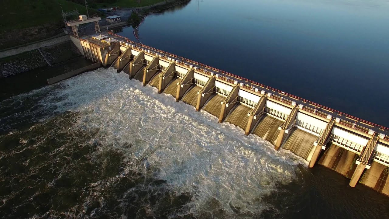 Nimbus Dam Flowing - YouTube