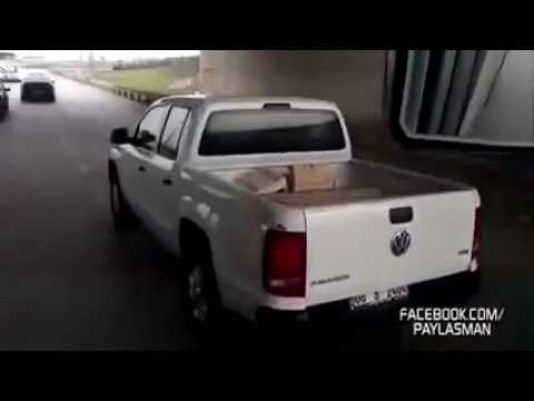 Aracını Sıkıştıran Otobüse Dersini Veren Ankaralı Kadın Şoför KAVGALAR TV HD