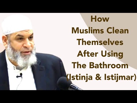 How Muslims Clean Themselves After Using The Bathroom Istinja and ...