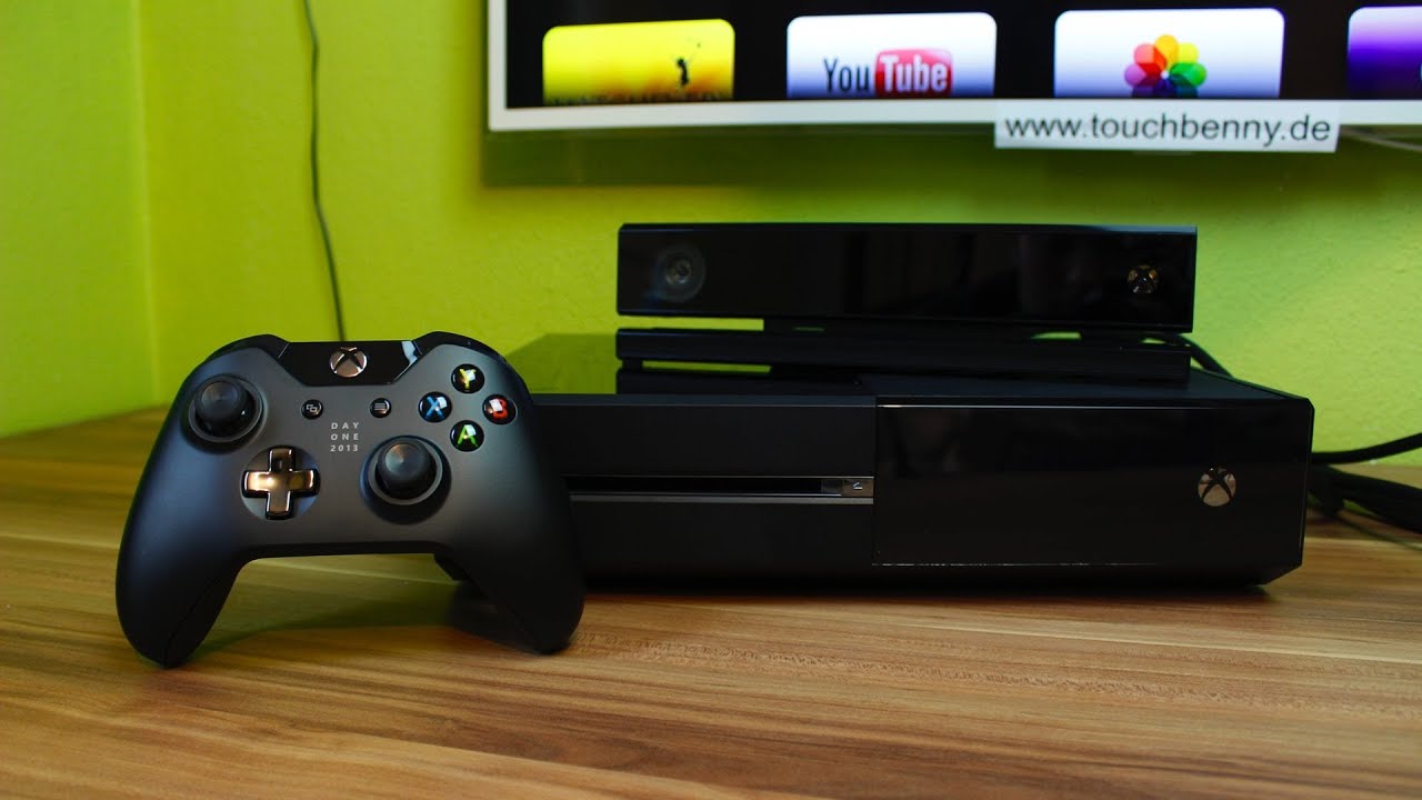Unboxing: Xbox One (Day One Edition) [German/Deutsch] - YouTube