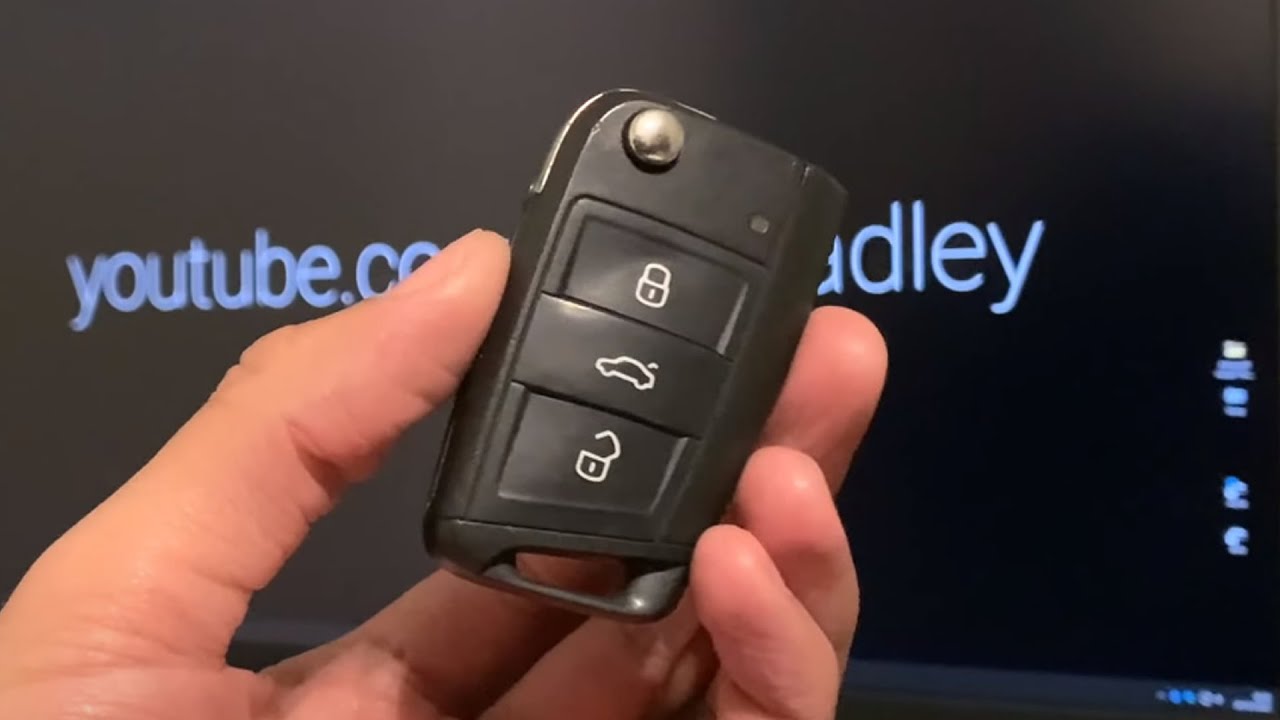 How to Replace a VW, Skoda, Seat or Audi Car Key Fob Remote Battery ...