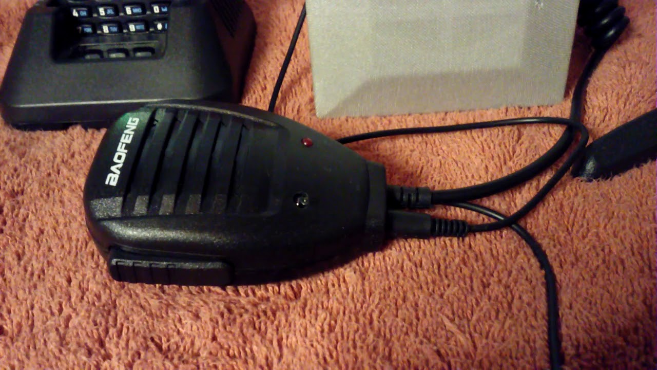 BAOFENG SPEAKER MIC BASE STATION - YouTube