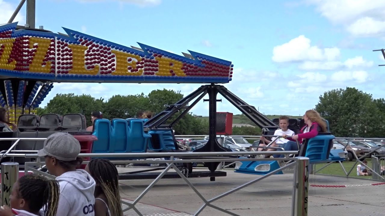 Edward Stokes' Sizzler Offride @ Amesbury Carnival & Show Fair 2015 ...
