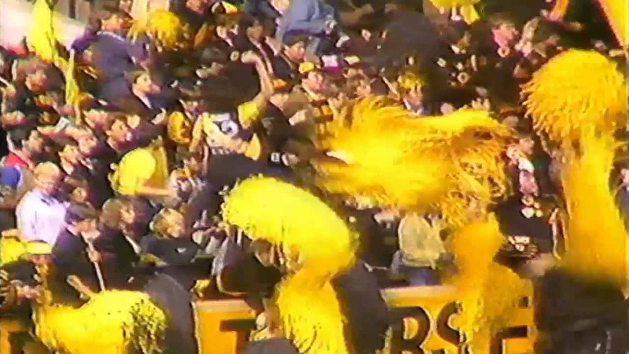 Richmond Cheer Squad In Full Flight 1984 Round 4 YouTube richmond-cheer-squad-in-full-flight-1984-round-4-youtube