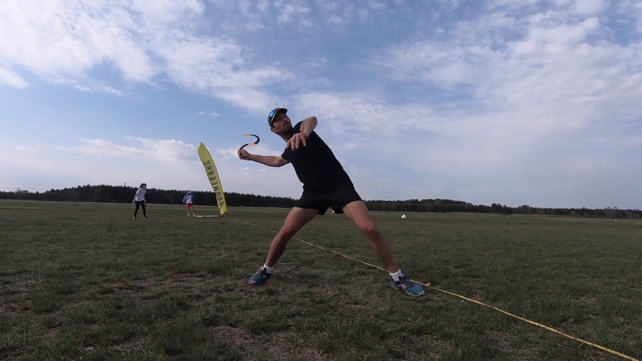 Boomerang Long distance throwing Cabanac France 2019 - YouTube