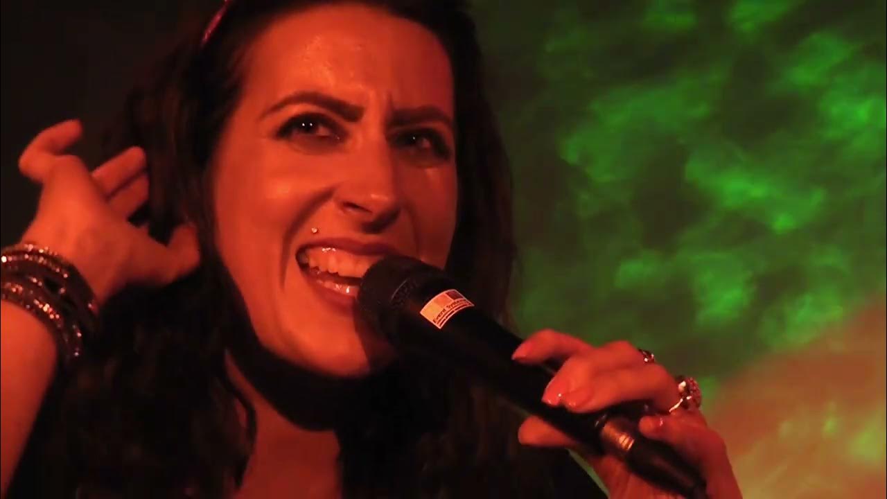 LP ⚡️ FP plays AC ⚡️ DC - Lydia & Frank Pané‘s Six String Tales - Dirty ...