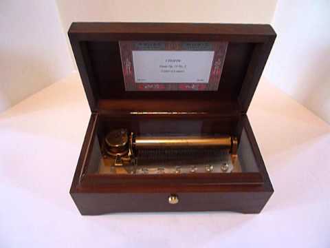 Reuge 3/72 music box "Chopin" - YouTube