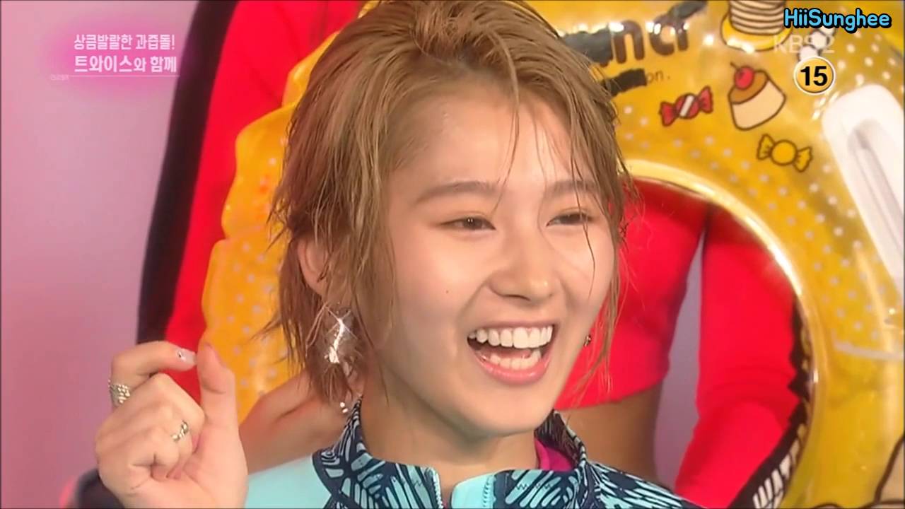 [ENG SUB] 160618 TWICE Entertainment Weekly Cut - YouTube