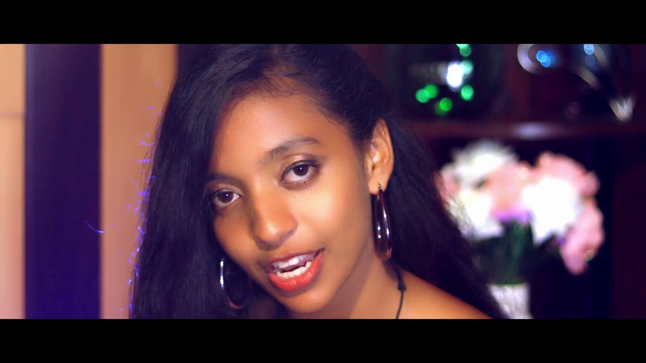 SHASHINA FERNANDO | DESPACITO COVER - YouTube