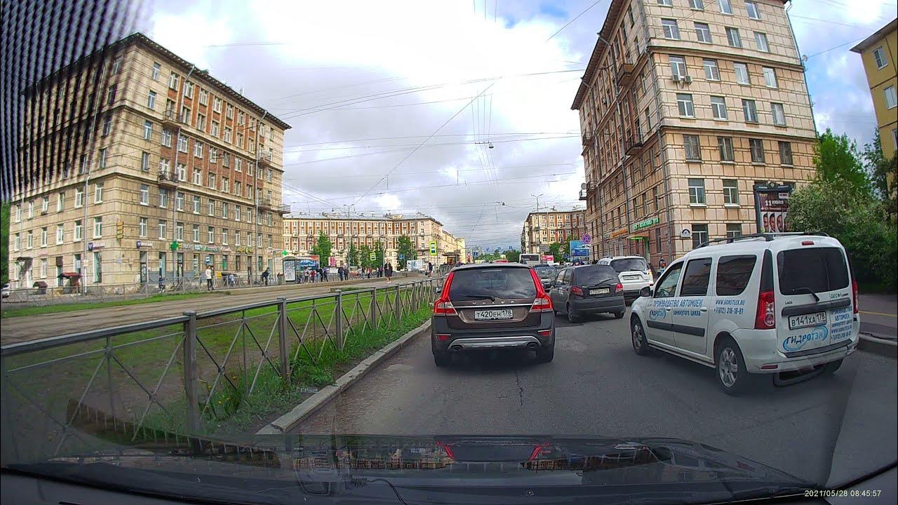 Видеорегистратор VVCAR D530 пример съёмки в светлое время суток без ...