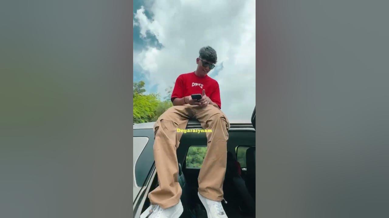 Martin' new single [VIBIN) out... listen to full song on Spotify..link given below in comments👇 ...