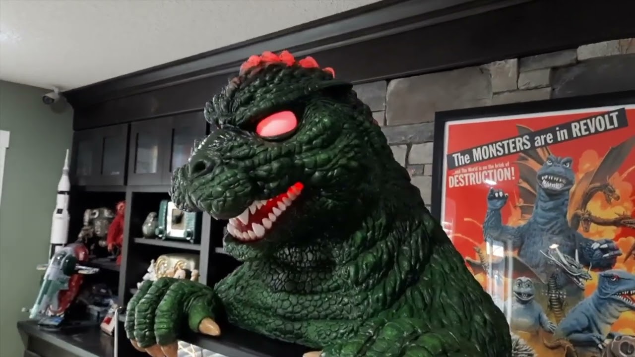 Custom Stern GODZILLA Pinball topper by Raiden Gorby - YouTube