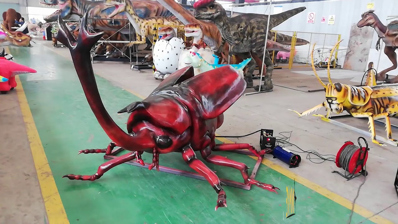Bugs Theme Parks Giant Animatronic Elephant Beetle - YouTube