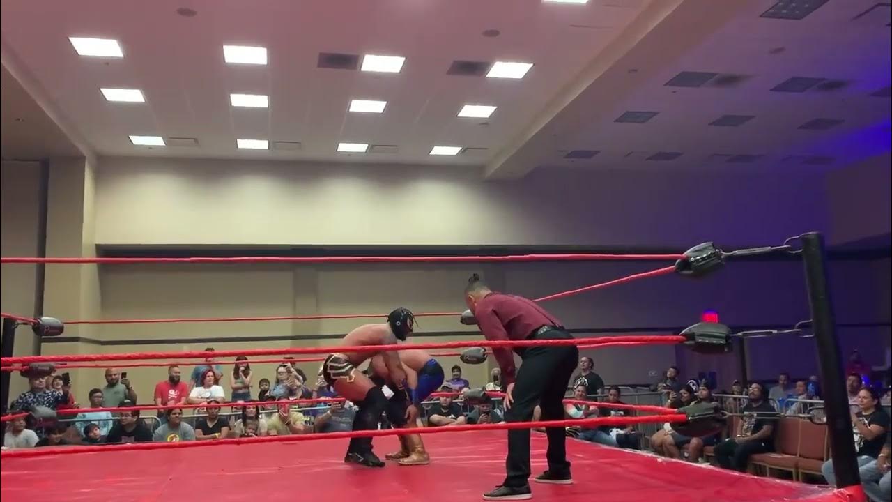 Laredo Kid Vs Komander Vs Sayrus en Corpus Christi Tx. con 3Bat Promotions y Lucha Libre AAA ...