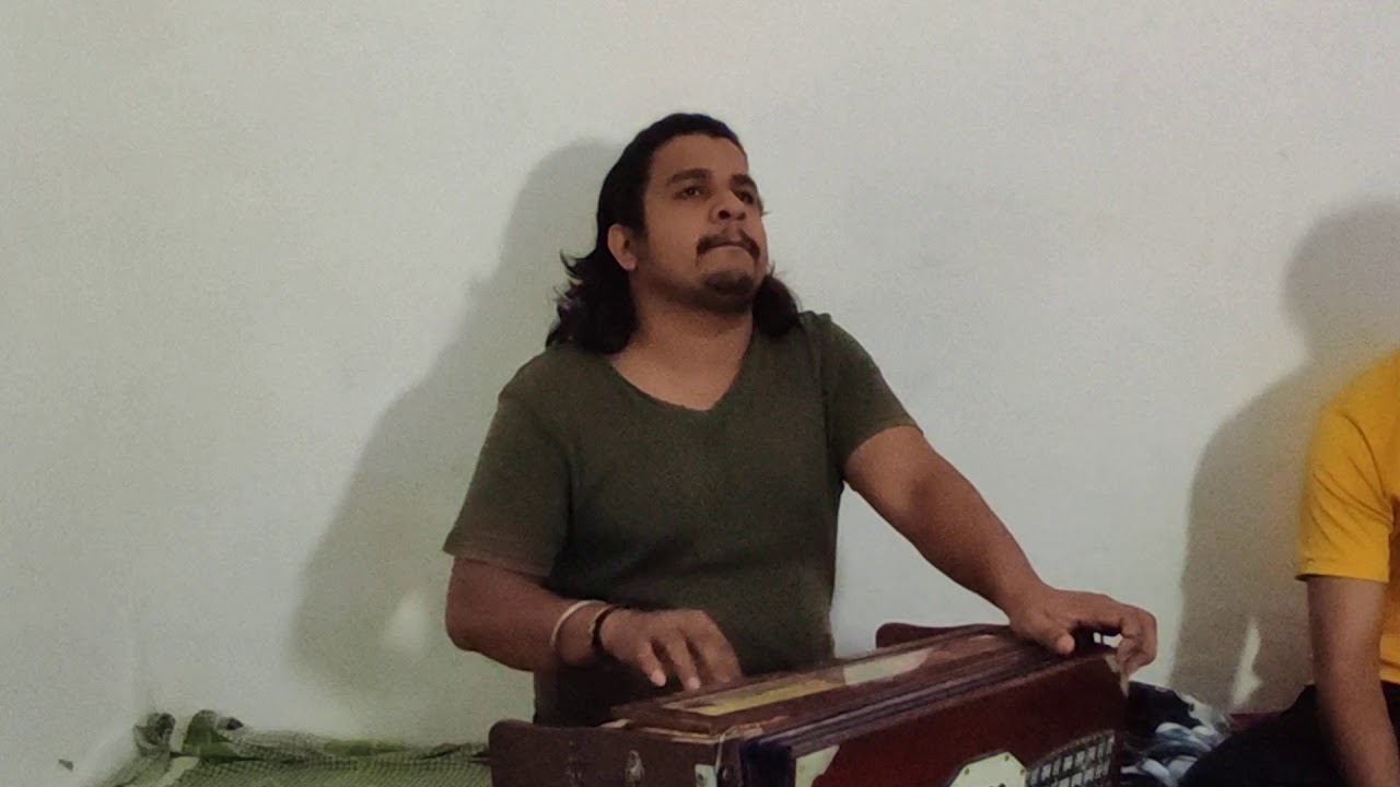Musical special night singing movements - YouTube