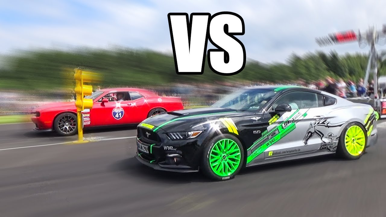 Dodge Charger SRT Hellcat vs Ford Mustang GT -DRAG RACE! - YouTube