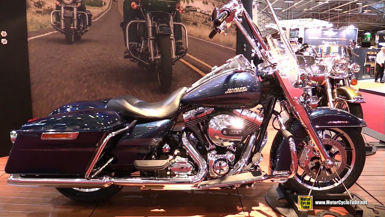 2016 Harley Davidson Road King - Walkaround - 2015 Salon de la Moto ...