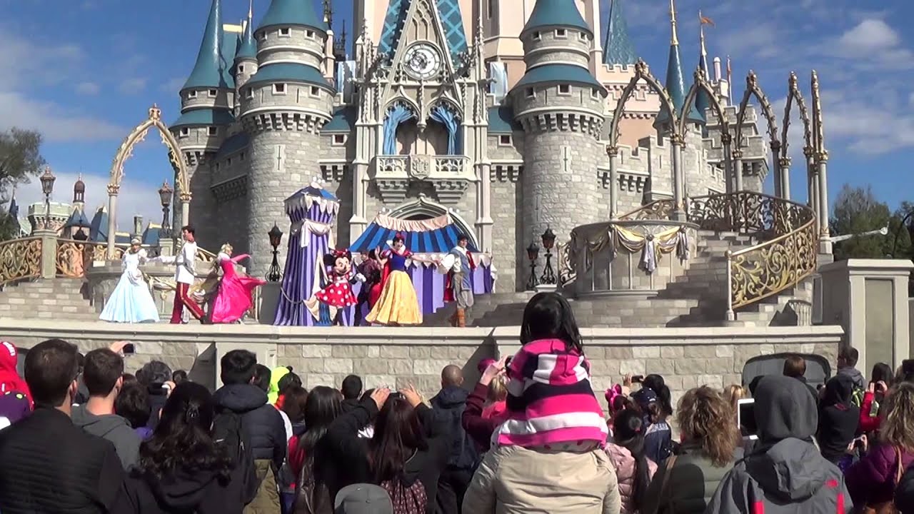 Walt Disney World /Show time!!! ( Feb 2016 ) Magic Kingdom - YouTube
