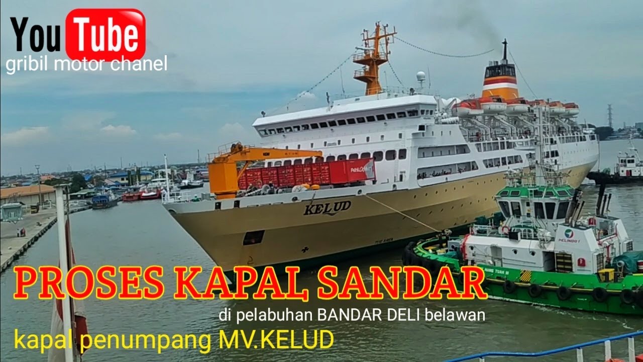 kapal sandar,(proses dengan bantuan kapal tunda) - YouTube