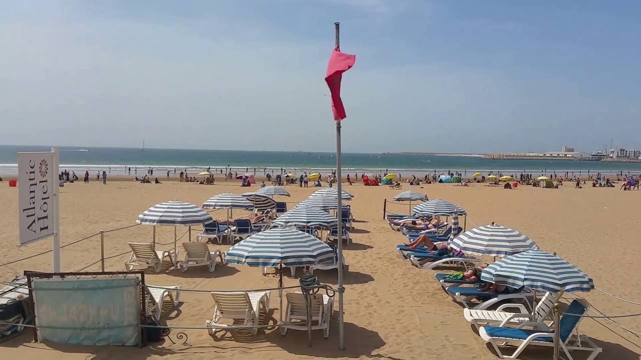 Playa de AGADIR marruecos - YouTube