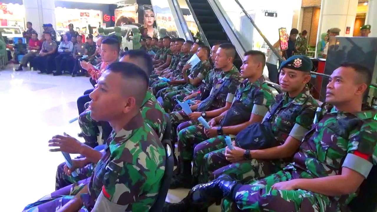 Aksi Kemanusiaan Brigif 9 Jember - YouTube