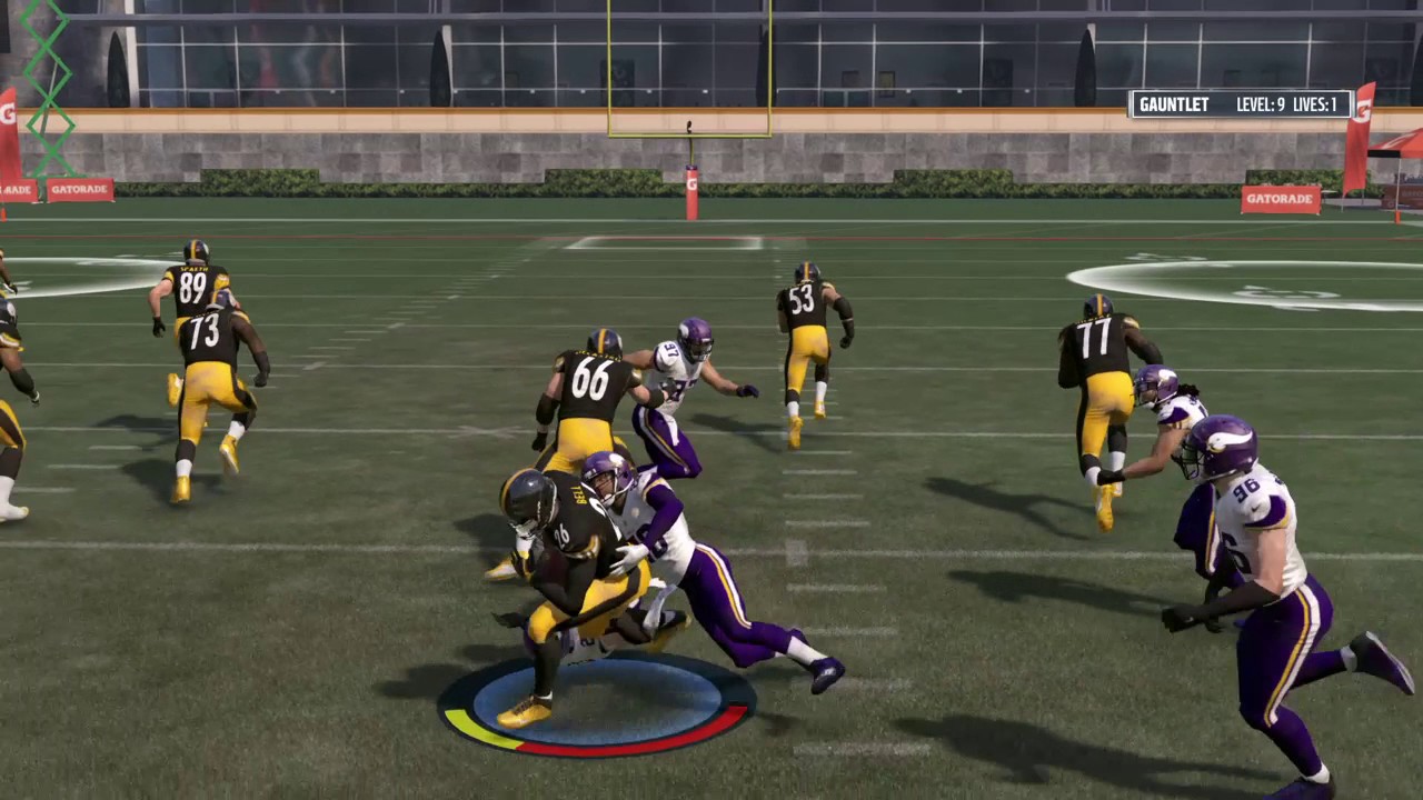 Madden NFL 17 Gauntlet Gameplay - YouTube